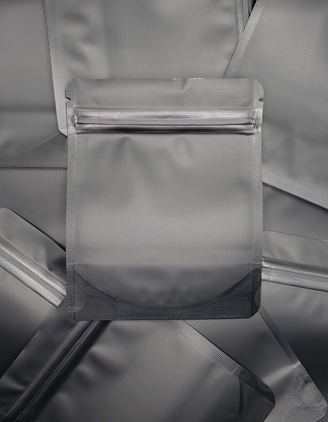 4x5-satin-black-p1-packaging